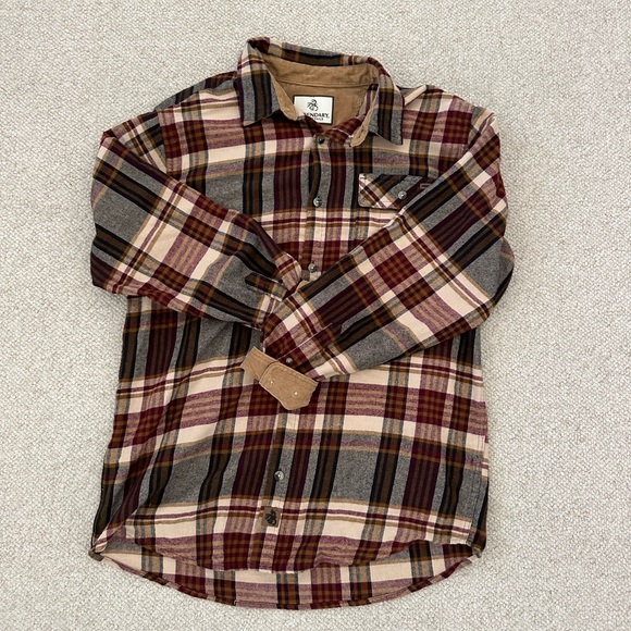 Legendary Whitetails | Shirts | Legendary Whitetails Mens Plaid Shirt ...